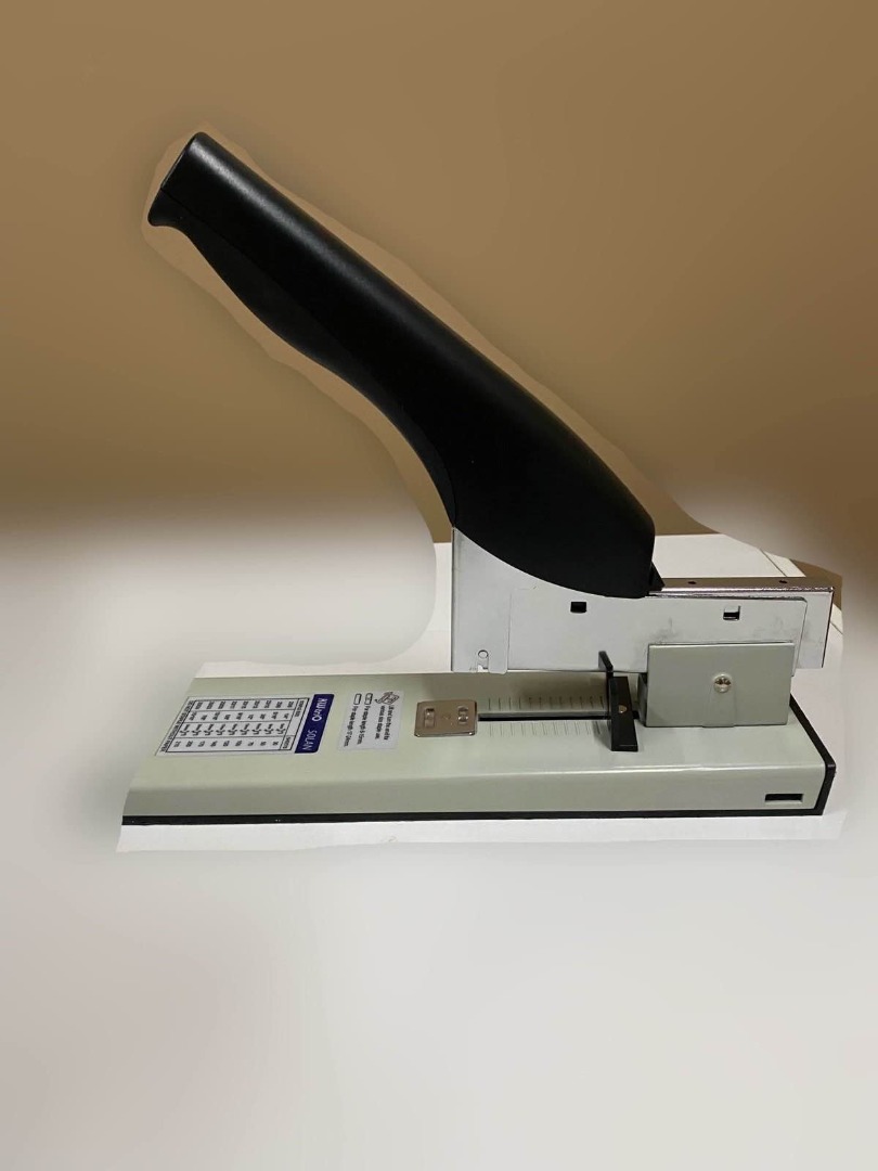 KW-triO heavy duty stapler, Commercial & Industrial, Industrial ...