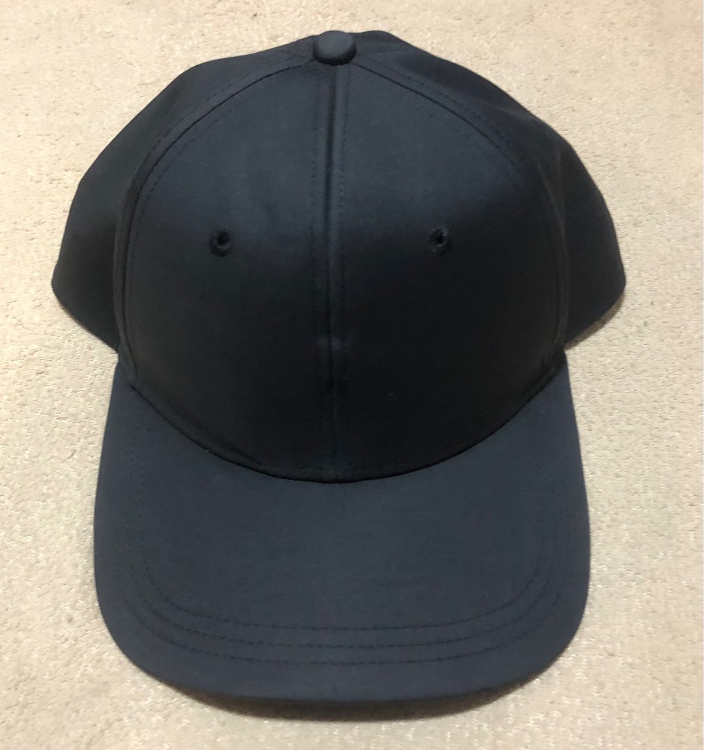 lululemon plain cap, Men's Fashion, Watches & Accessories, Caps & Hats ...