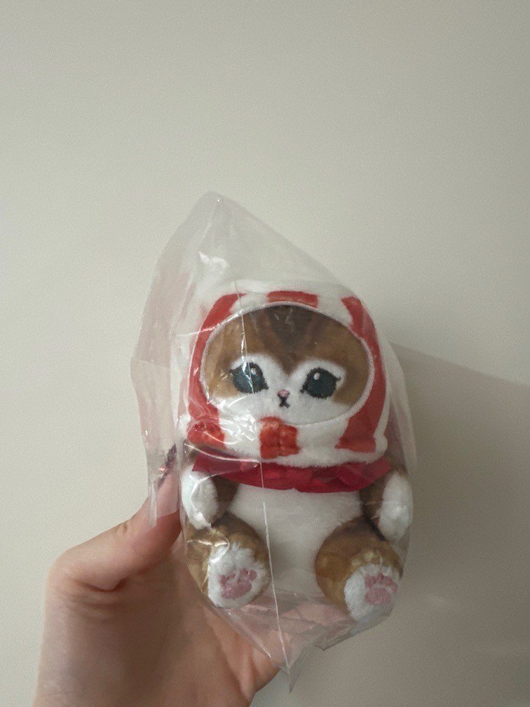 MOFUSAND X KFC KEYCHAIN, Hobbies & Toys, Toys & Games on Carousell