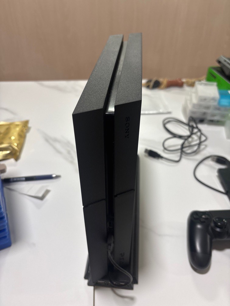 PlayStation 4 Set with 17 games, Video Gaming, Video Game Consoles, PlayStation on Carousell