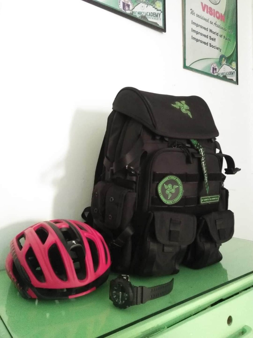 Razer Tactical Pro Backpack 17 inch, Men's Fashion, Bags, Backpacks on ...