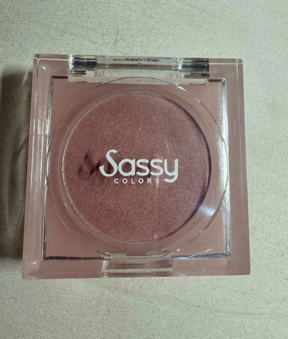SASSY COLORS RADIANT GLOW POWDER BLUSH, Beauty & Personal Care, Face ...