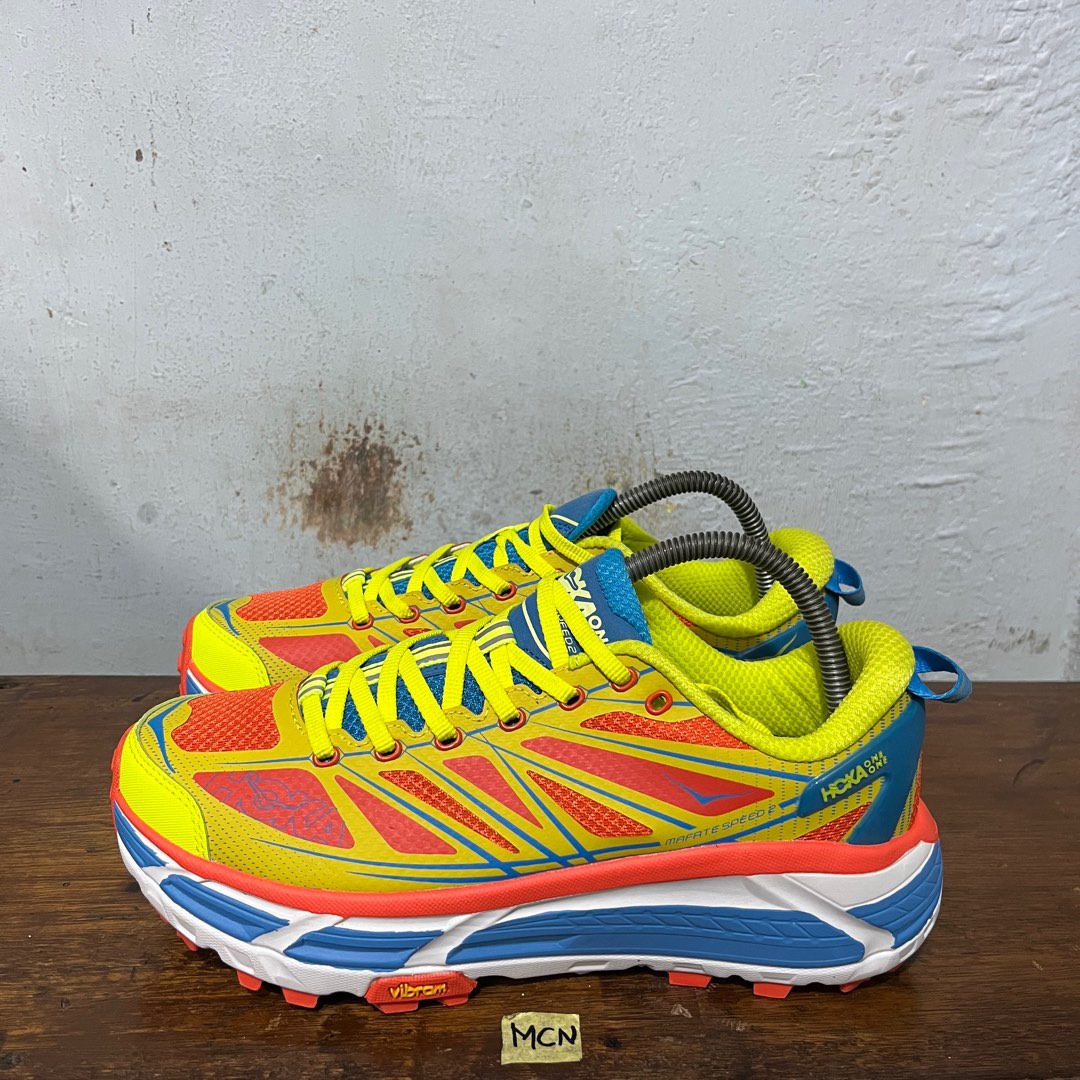 Sepatu second branded hoka mafate speed 2 flame size 41, Fesyen Pria ...
