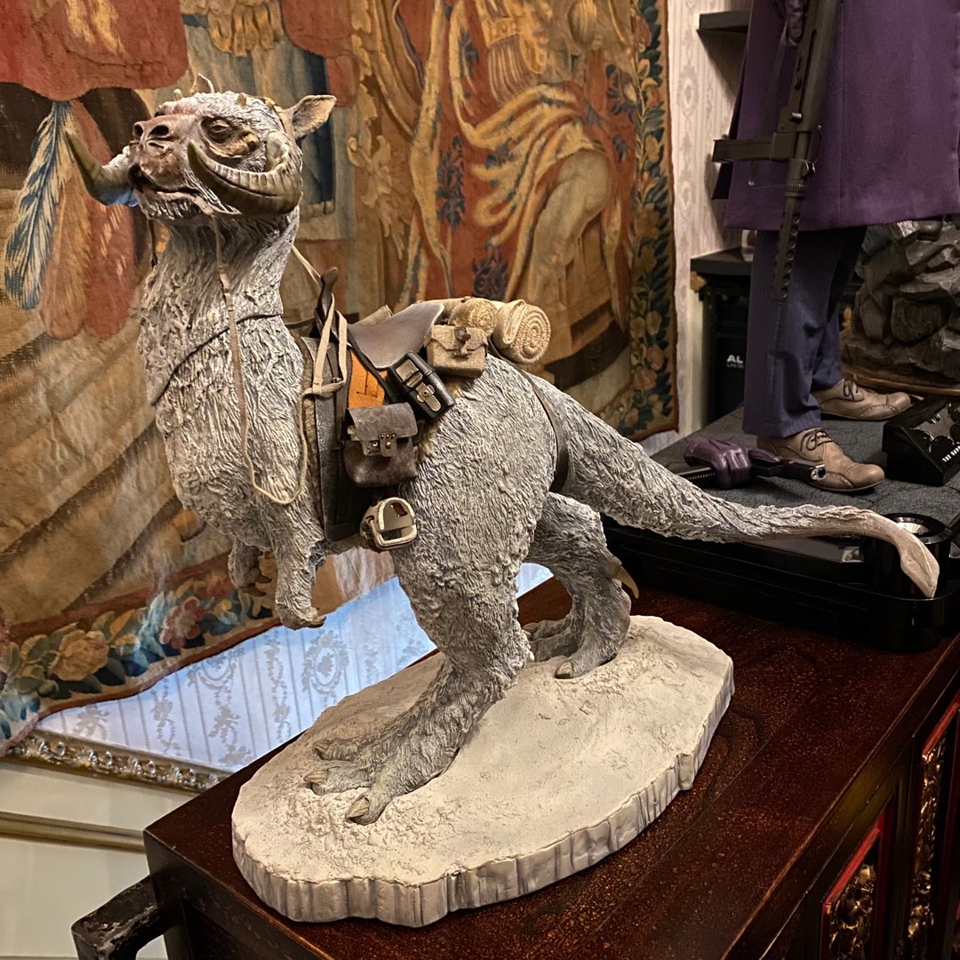 Sideshow Star Wars tauntaun statue 1/6 scale, Hobbies & Toys, Toys ...