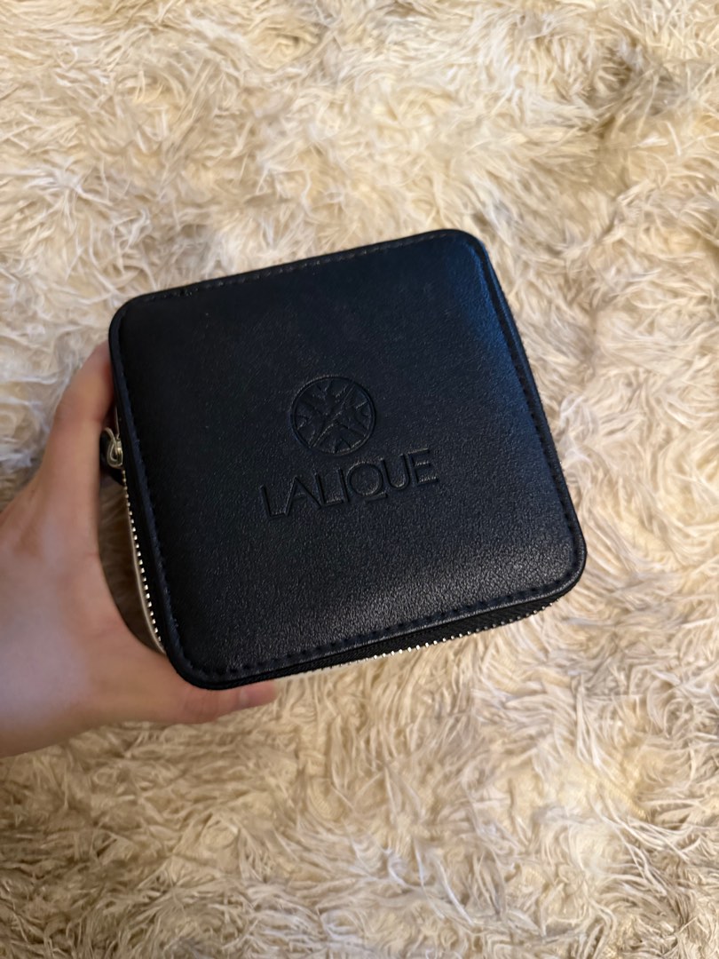 Lalique Singapore airlines SQ first class amenity kit, Hobbies & Toys ...