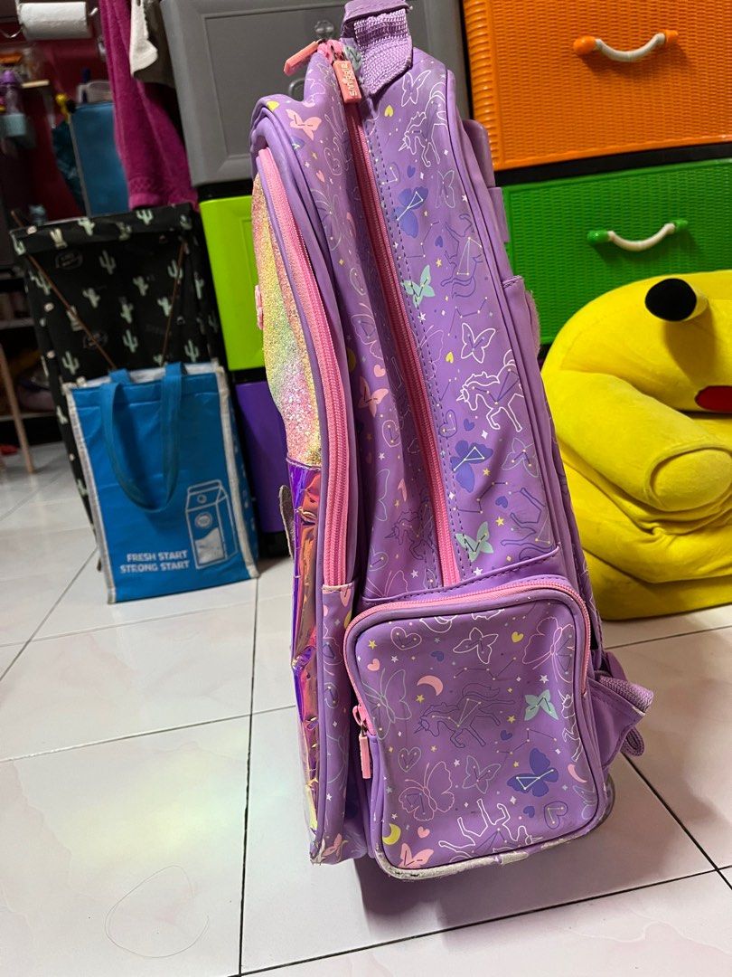 Smiggle Bag School Bag Unicorn Beg Roda, Women's Fashion, Bags ...