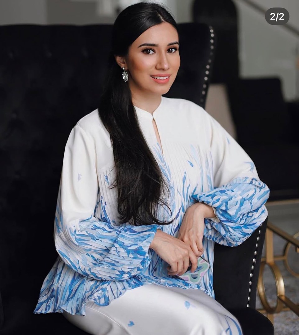 Teh Firdaus Cher, Women's Fashion, Muslimah Fashion, Baju Kurung & sets ...