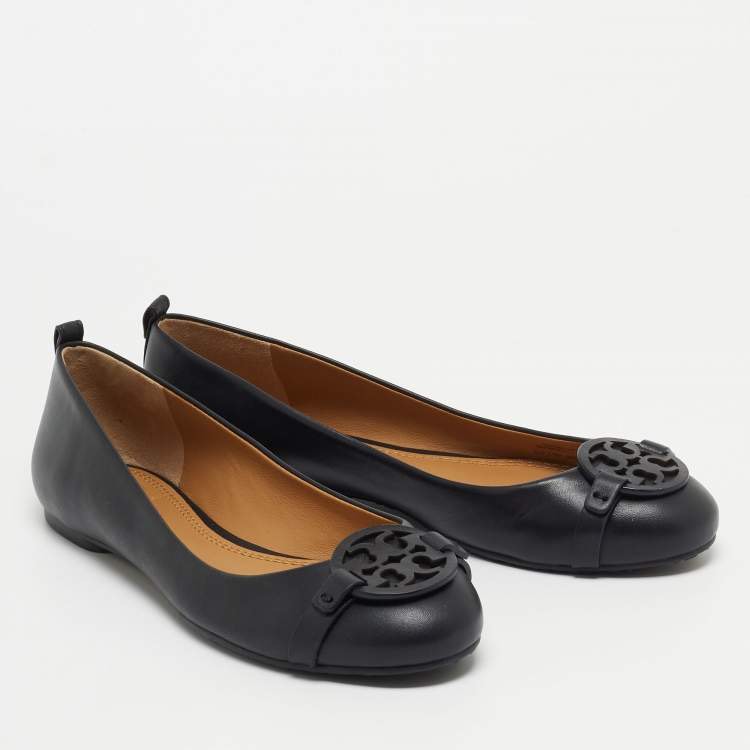 Tory Burch Gabriel Flats, Women's Fashion, Footwear, Flats & Sandals on ...