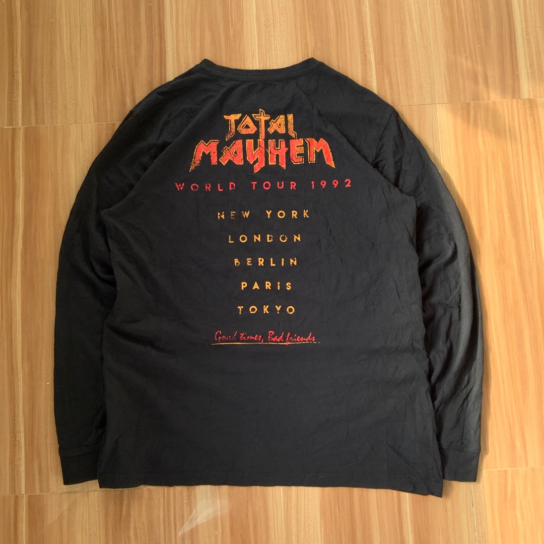 TOTAL MAYHEM WORLD TOUR, Men's Fashion, Activewear on Carousell