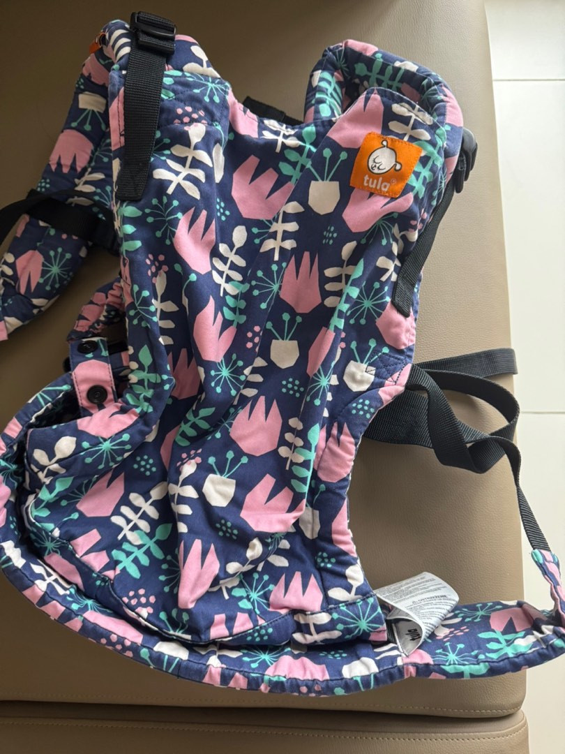 Tula free to grow carrier, Babies & Kids, Going Out, Carriers & Slings ...