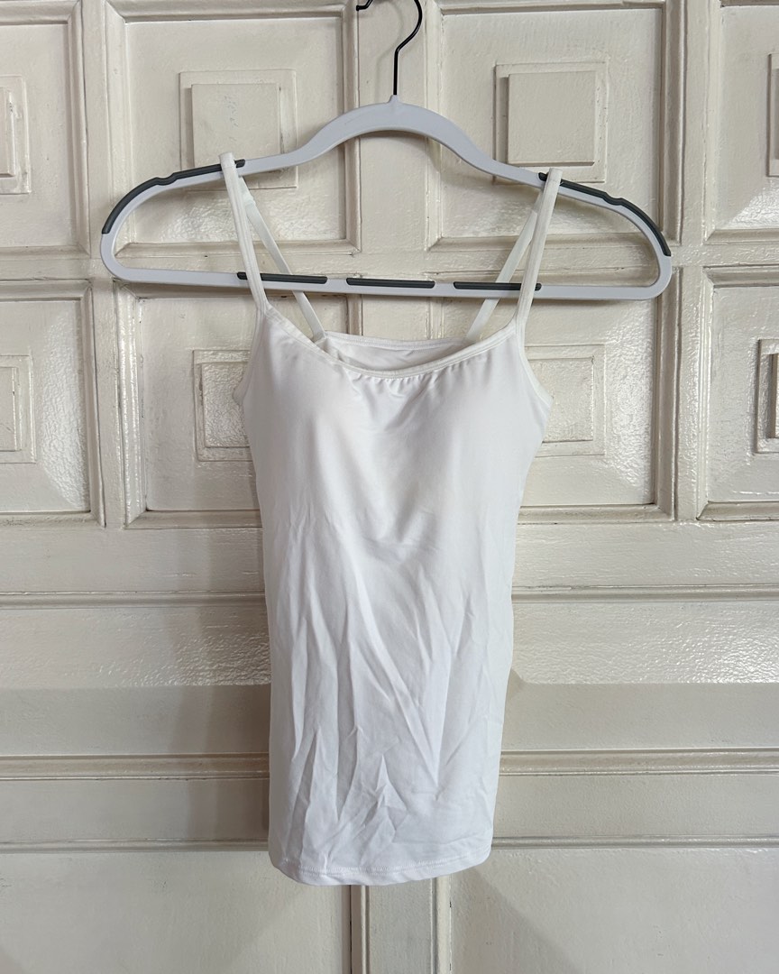 Uniqlo Airism Padded Top - White, Women's Fashion, Tops, Sleeveless on ...