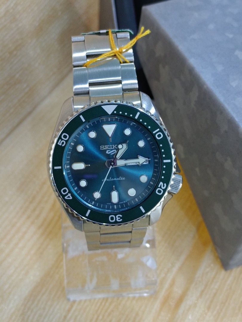 WATCH SEIKO 5 SPORTS SUPERMAN GREEN DIAL AUTOMATIC, Men's Fashion ...