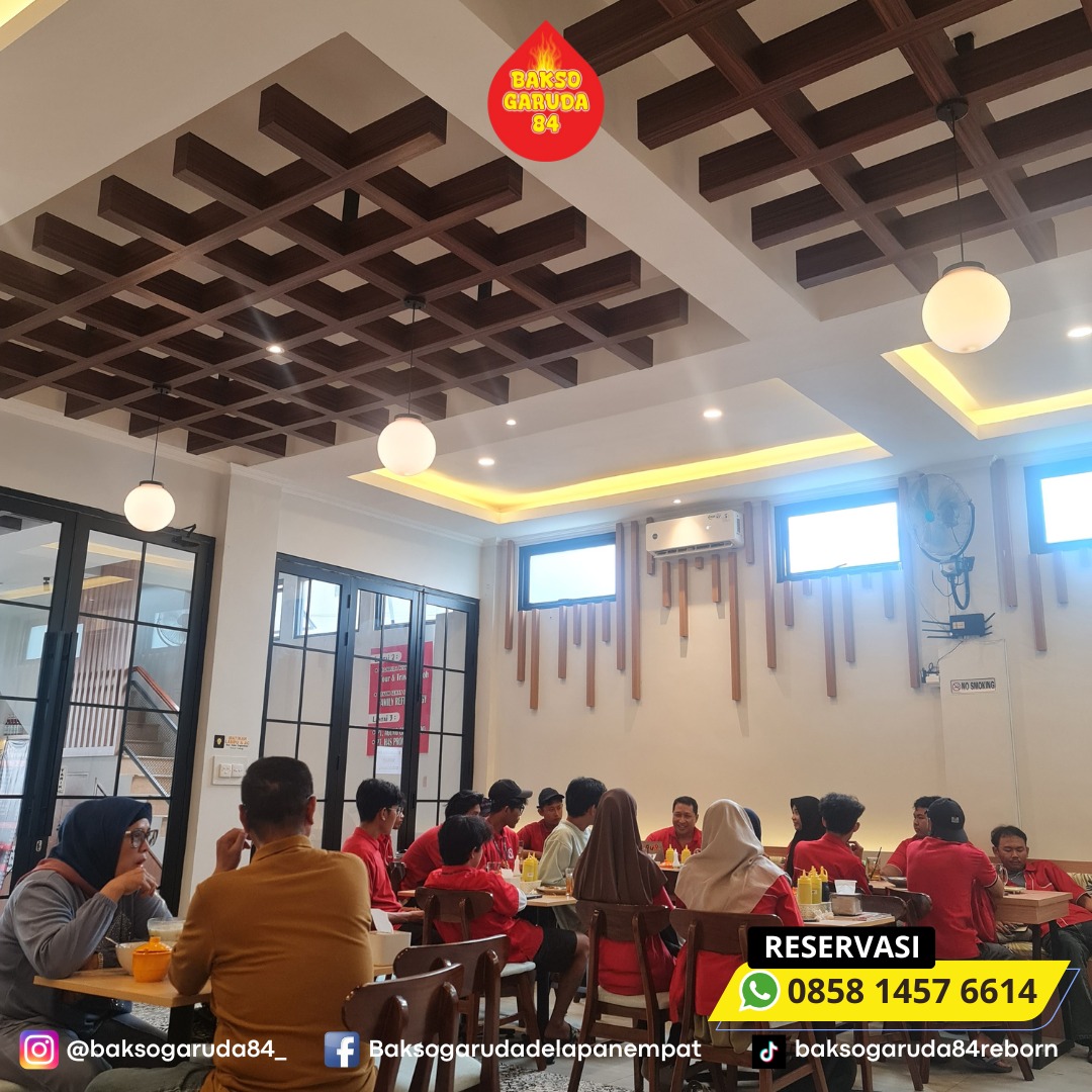 Bakso urat besar paling enak di Bekasi, BAKSO GARUDA 84, Makanan ...