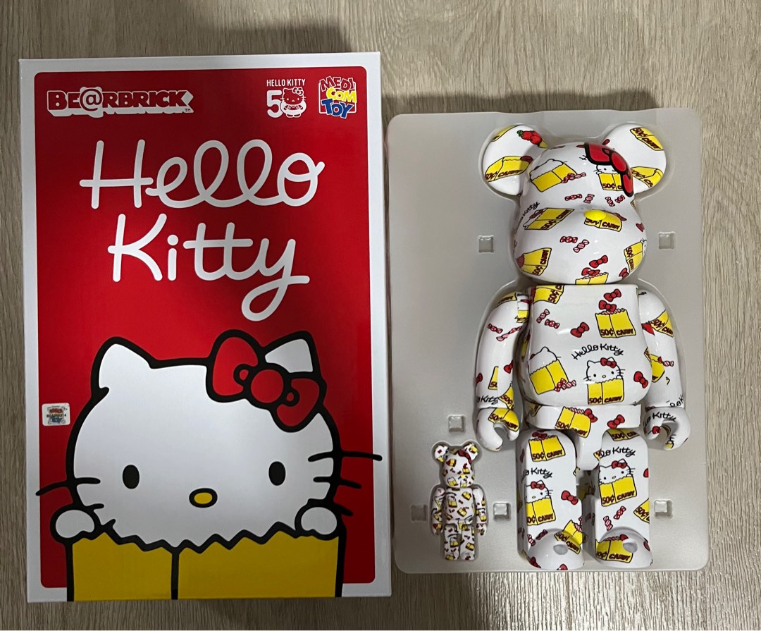 Bearbrick Hello Kitty Exhibition 400% & 100%, Hobbies & Toys, Toys ...