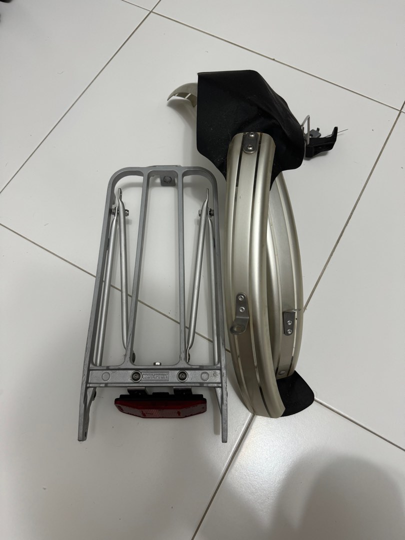 Brompton rear rack with mudguard, Sports Equipment, Bicycles & Parts ...