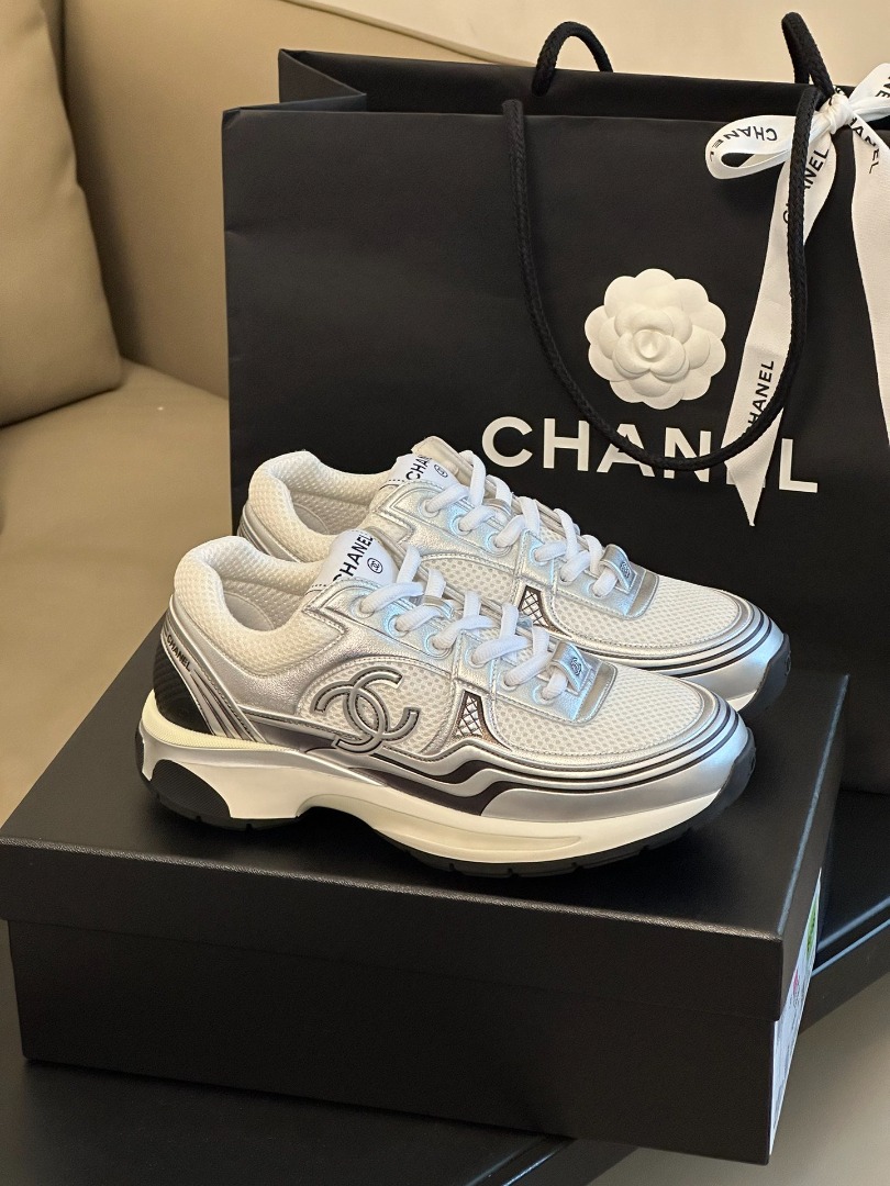 CHANEL 23C, Women's Fashion, Footwear, Sneakers on Carousell