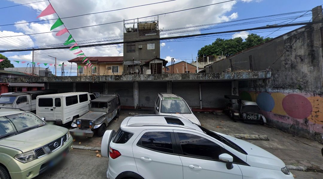 Corner Commercial Unfinished Building For Sale in Parang, Marikina ...