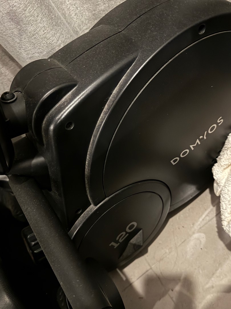 Decathlon rowing machine essential , Sports Equipment, Exercise ...