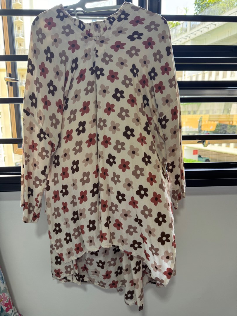 Eve Perry Skirt Set, Women's Fashion, Dresses & Sets, Sets or ...