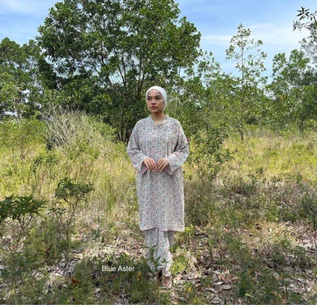 Fasa Studio Tun Teja Kurung with Pario, Women's Fashion, Muslimah ...