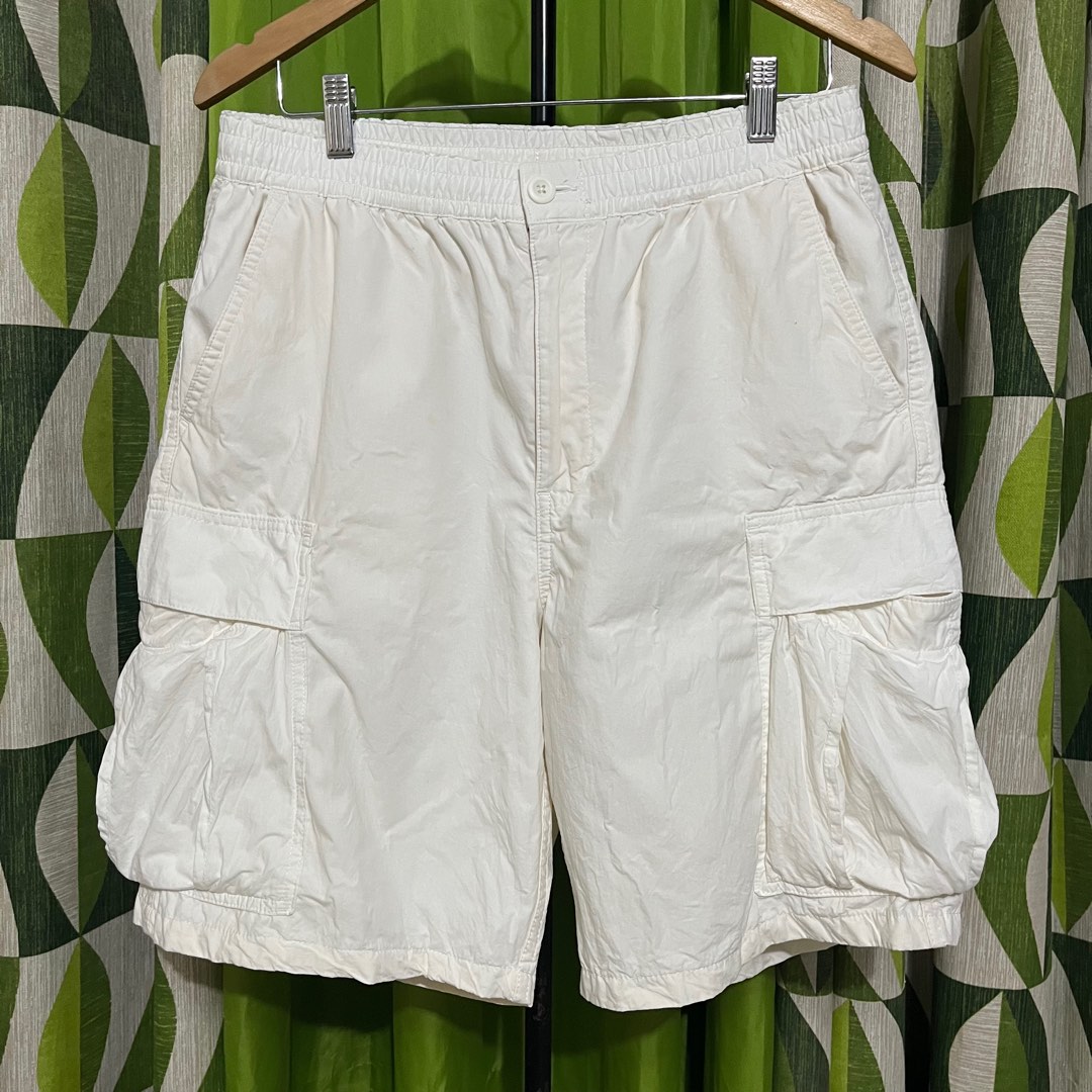 GU cargo short, Men's Fashion, Bottoms, Shorts on Carousell