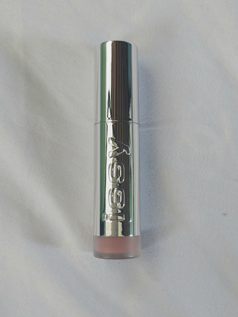 Issy Gelee Lip Tint Kink, Beauty & Personal Care, Face, Makeup on Carousell