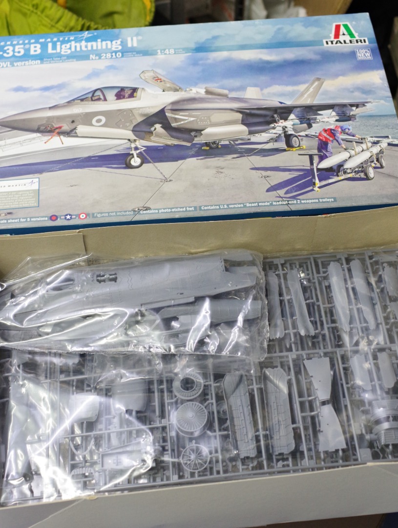 Italeri-2810-1/48-USMC-Lockheed Martin- F-35B- Lightning II-STOVL ...