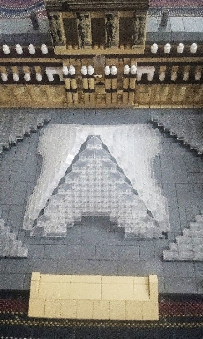 Louvre museum block, Hobbies & Toys, Toys & Games on Carousell