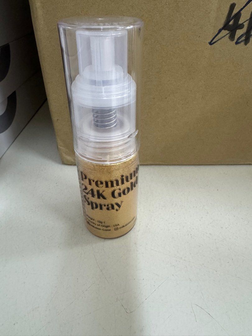 Millenium 24K Gold Spray, Food & Drinks, Homemade Bakes on Carousell