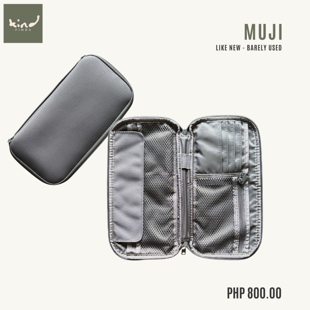 Muji Traveller's Wallet, Women's Fashion, Bags & Wallets, Purses ...