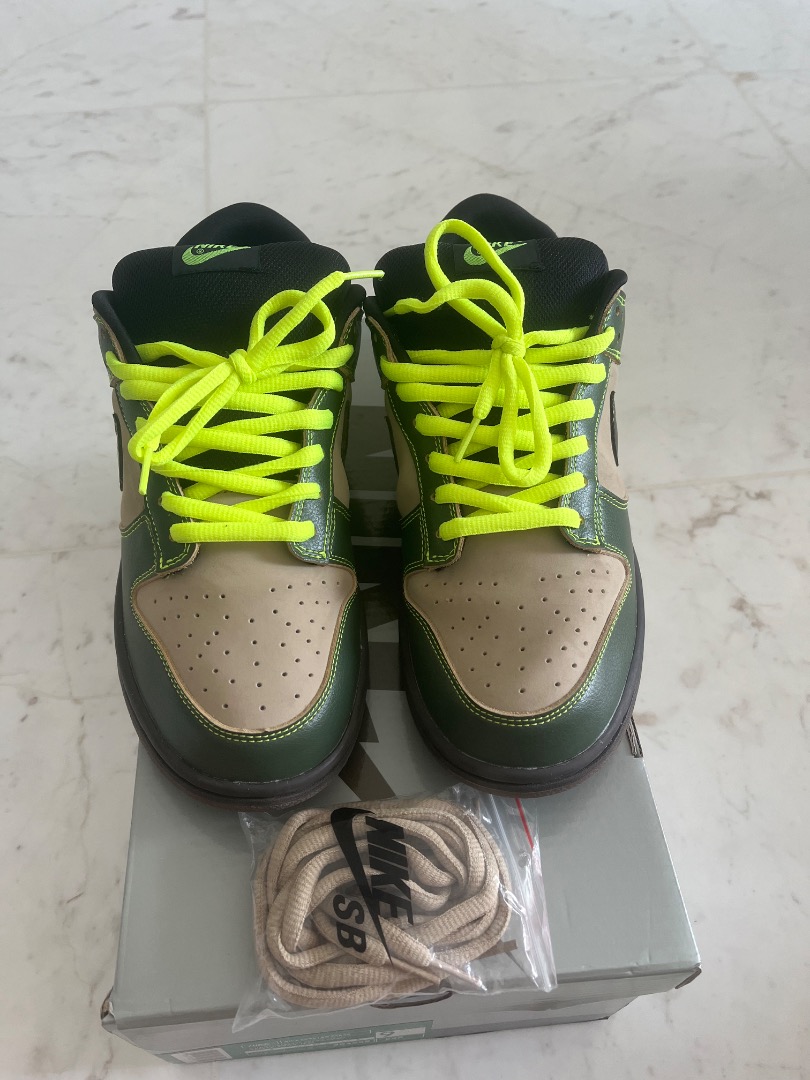 Nike SB Dunk jedi, Men's Fashion, Footwear, Sneakers on Carousell