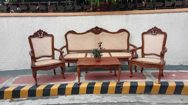 Queen Style Victorian Sala Set made of Narra Wood. Restored ...