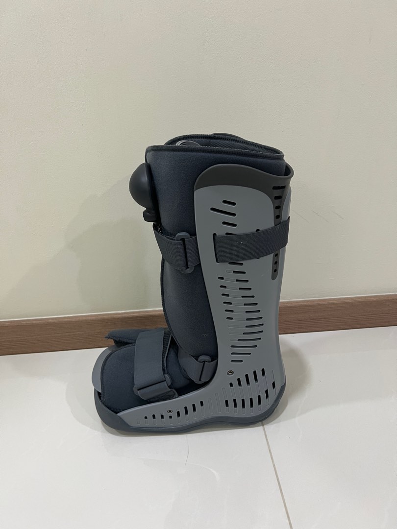 OSSUR Rebound Air Walker / Aircast Walking Boot (Right), Health ...