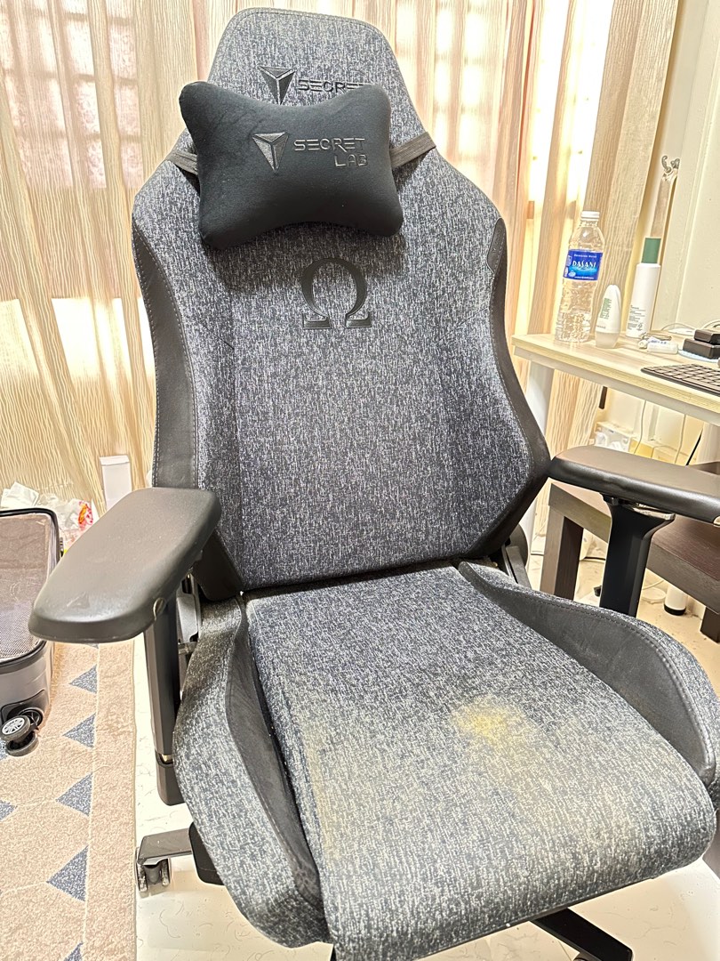 Secret lab omega chair, Computers & Tech, Parts & Accessories, Computer ...