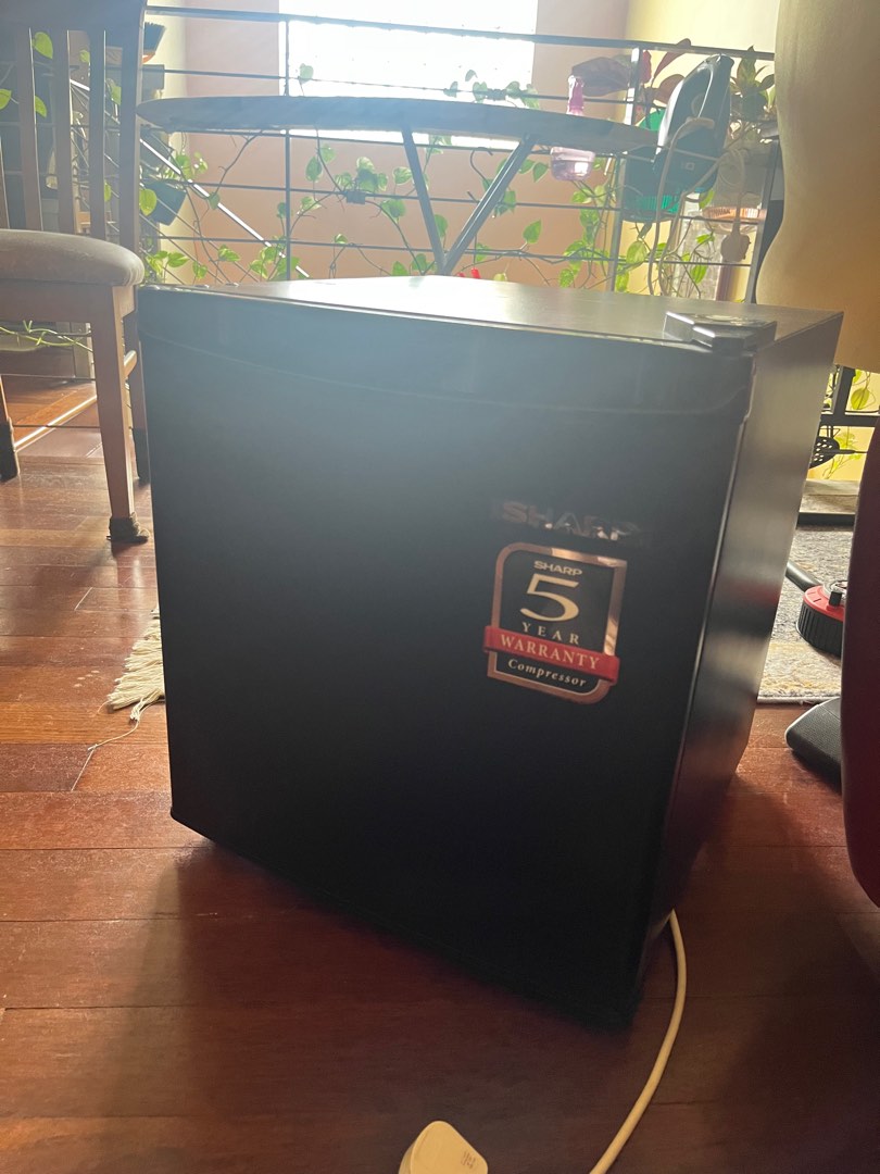Sharp Mini Fridge - 60L SJM60MK, TV & Home Appliances, Kitchen ...