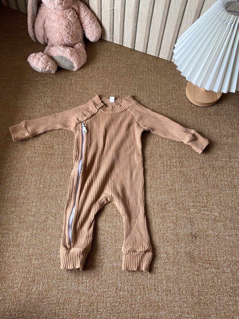 sleepsuit baby / romper baby (unisex), Bayi & Anak, Baju Bayi di Carousell