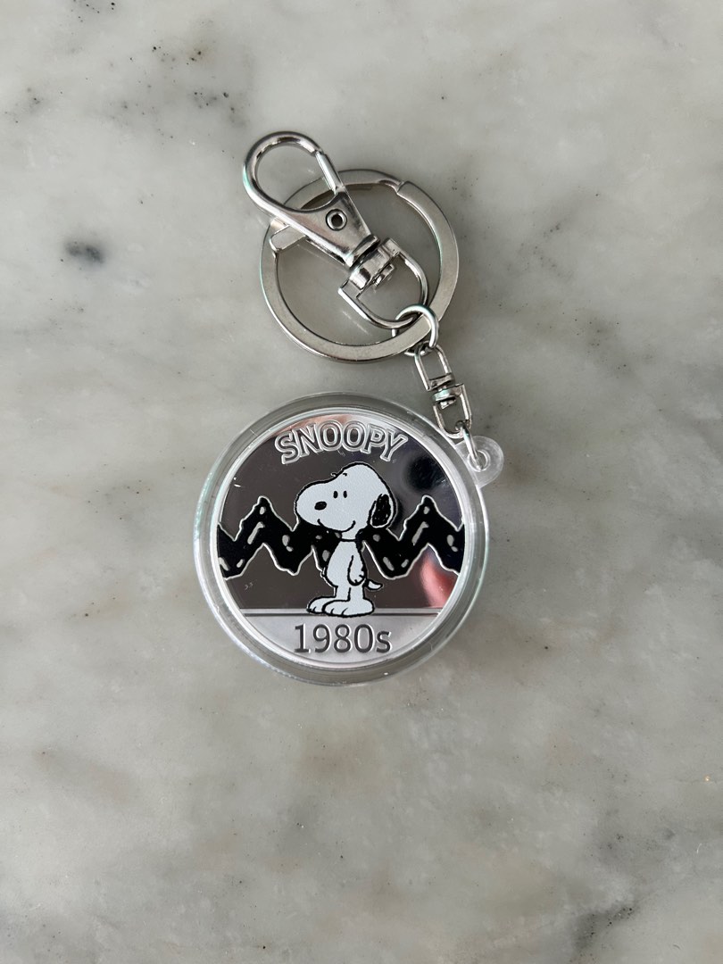 Snoopy Keychain (Silver) | Raffles Mint, Hobbies & Toys, Memorabilia ...