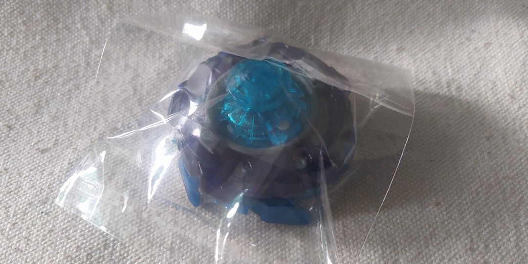 Takara Tomy Beyblade Burst B-160 Booster King Helios.Zn 1B, Hobbies ...