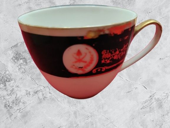 Two Tea cup with Pahang crest ., Luxury, Accessories on Carousell