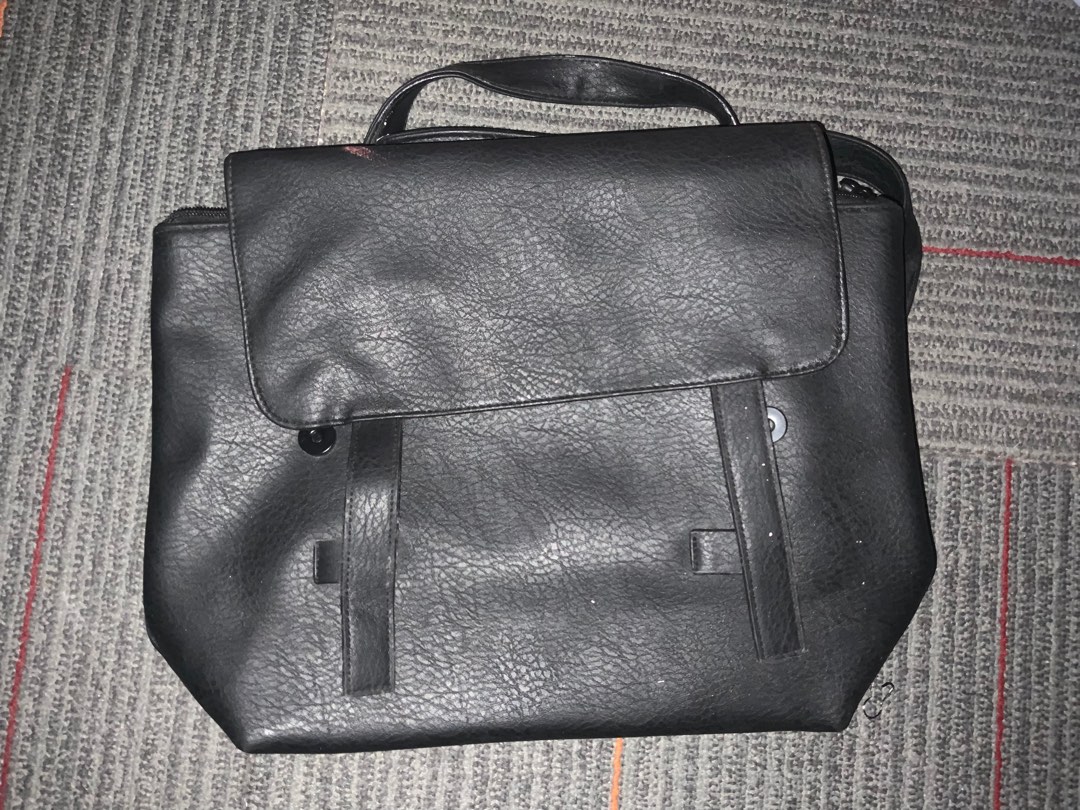 TYPO LAPTOP BAG, Men's Fashion, Bags, Sling Bags on Carousell