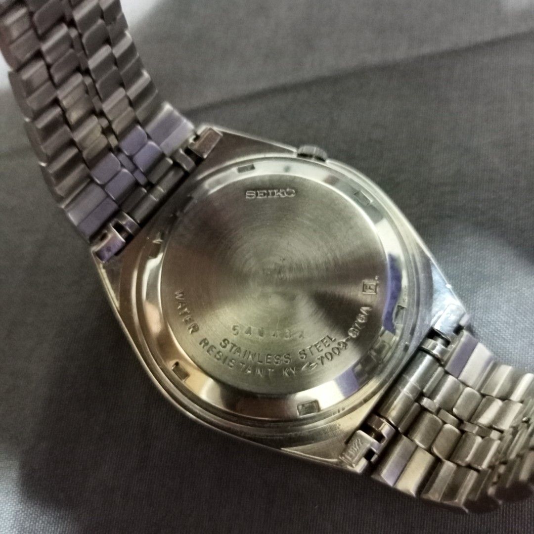 Vintage Seiko 5 7009-876A Automatic Day/Date White and Gold Dial Jubilee Bracelet Silver Watch ...