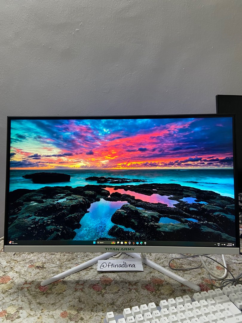 White Monitor 2K Titan Army 27A2R | 27 inch | 165 Hz, Video Gaming ...