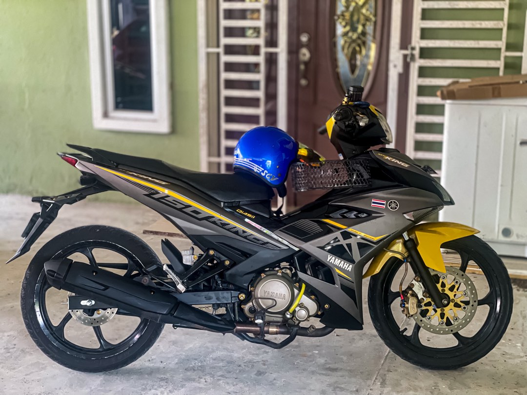 Yamaha y15 v1 jual atau swap Yamaha LC, Motorbikes on Carousell