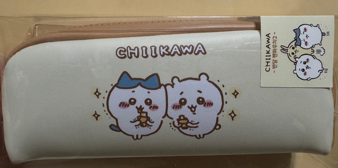 CHIIKAWA 吉伊卡哇 半月型筆袋（BROWN） [韓國限定] , 興趣及遊戲, 手作＆自家設計, 文具 - Carousell