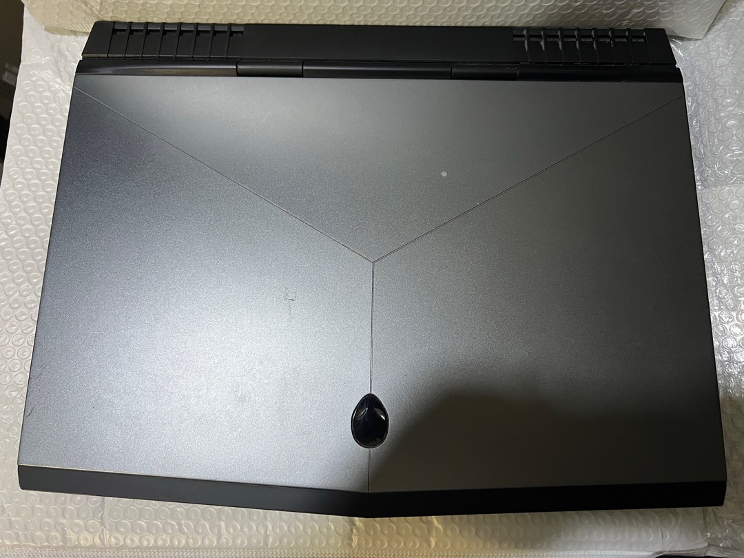Alienware 15 R3, Computers & Tech, Laptops & Notebooks on Carousell