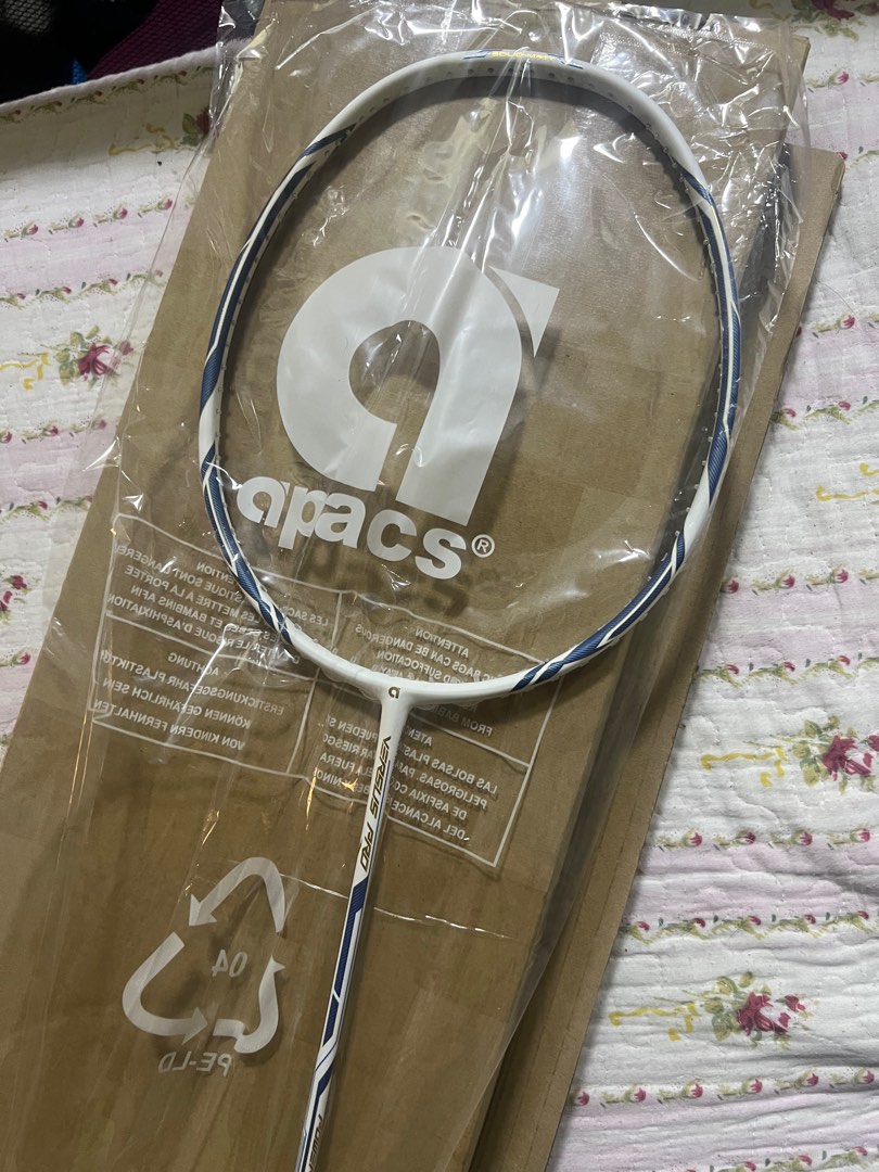 Apacs Versus Pro badminton racket, Sports Equipment, Sports & Games ...