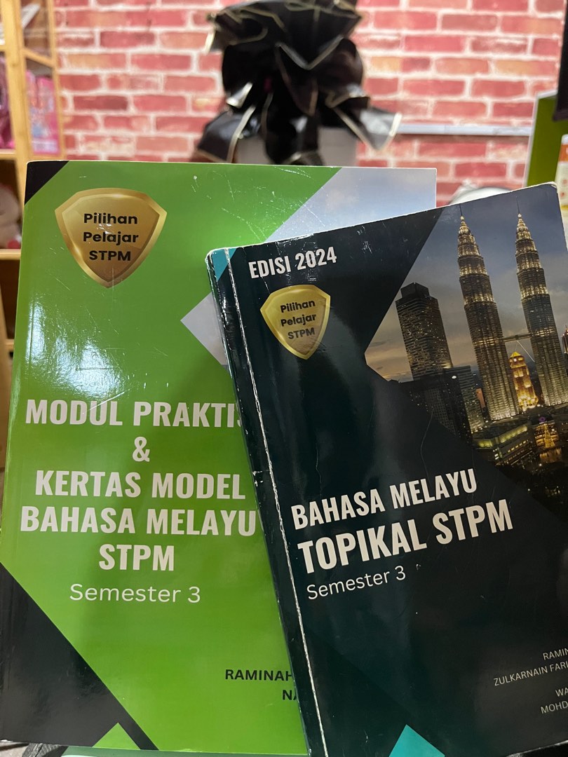 BAHASA MELAYU TOPIKAL SEM 3, Hobbies & Toys, Books & Magazines, Textbooks on Carousell
