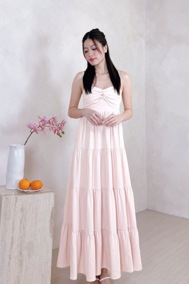 BNWT mikayla glenette front twist tiered midi dress in ice pink, Women ...