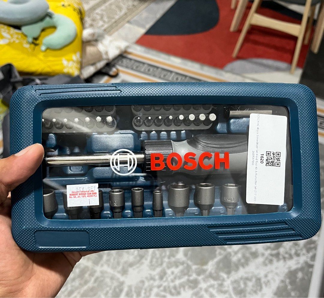 BOSCH 46pcs Ratchet Screwdriver Set Hand Tool Kit & Nutsetter Set ...