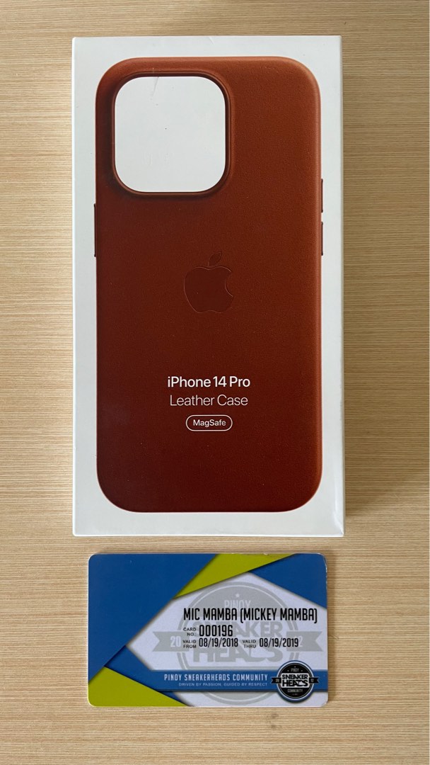 Brand new and below SRP Apple Official Leather Case with MagSafe for ...